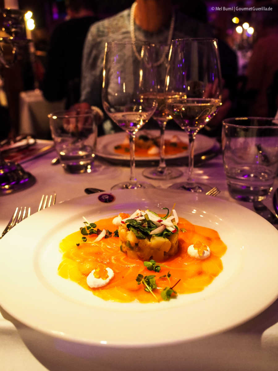 Palazzo Cornelia Poletto: Die leckere Dinner- Show mit ganz viel Retro ...