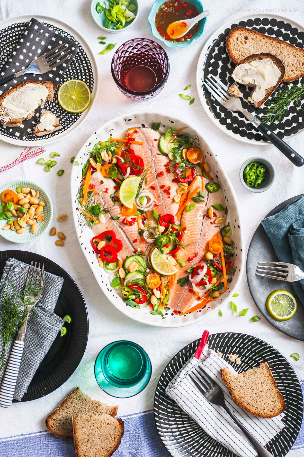 Bach-Saibling „Nuoc Cham“ in würzigem vietnamesischem Dressing ...